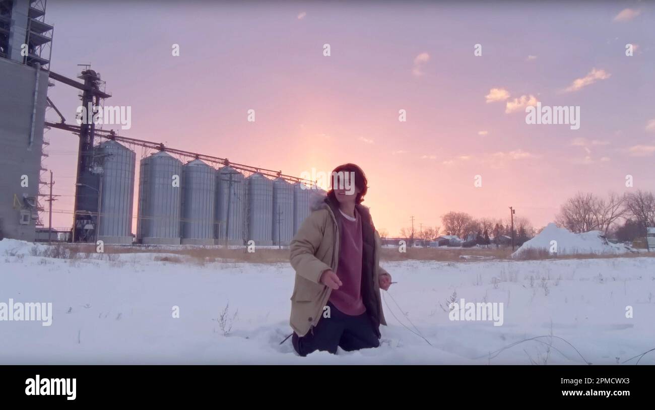 HOW TO BLOW UP A PIPELINE, Forrest Goodluck, 2022. © Neon /Courtesy ...