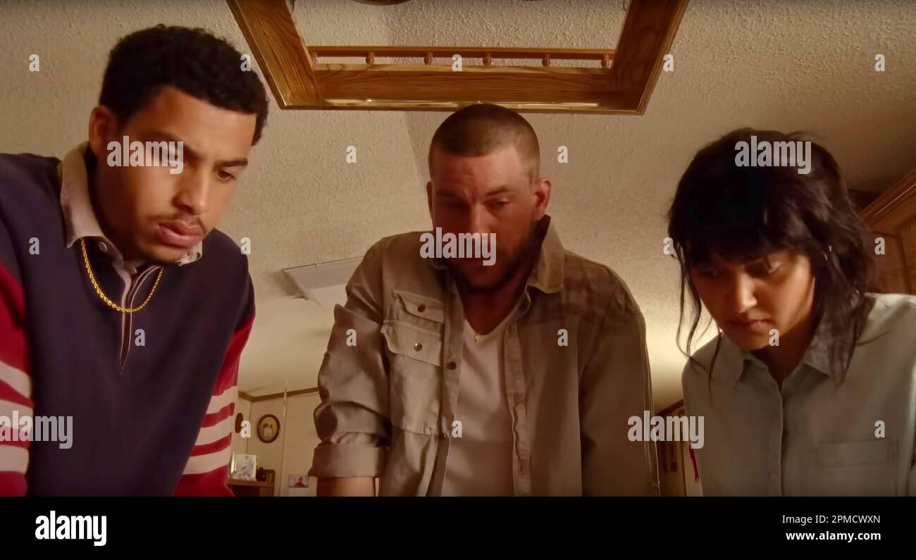 HOW TO BLOW UP A PIPELINE, from left: Marcus Scribner, Jake Weary ...