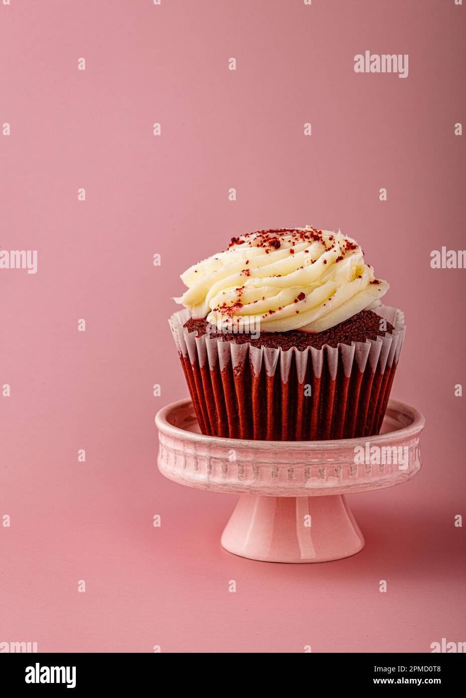 cupcake on solid background Stock Photo - Alamy