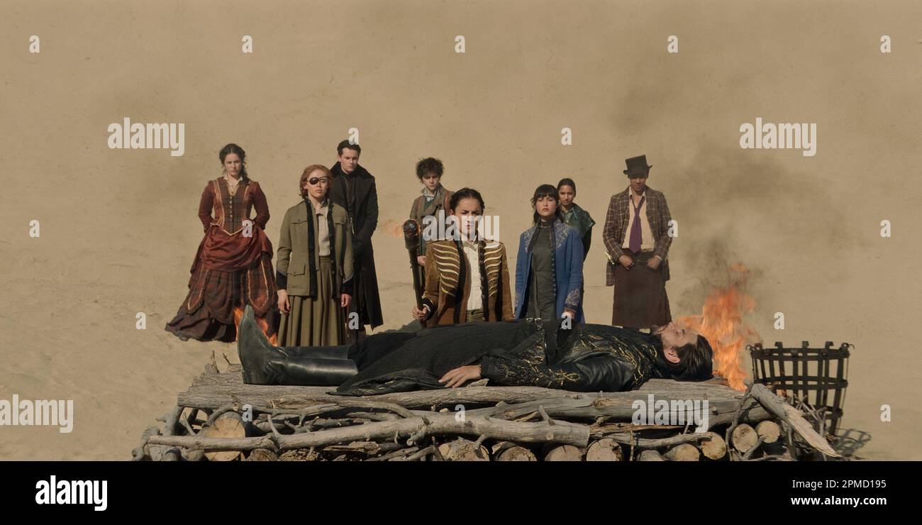 SHADOW AND BONE, from left: Danielle Galligan, Daisy Head, Freddy ...