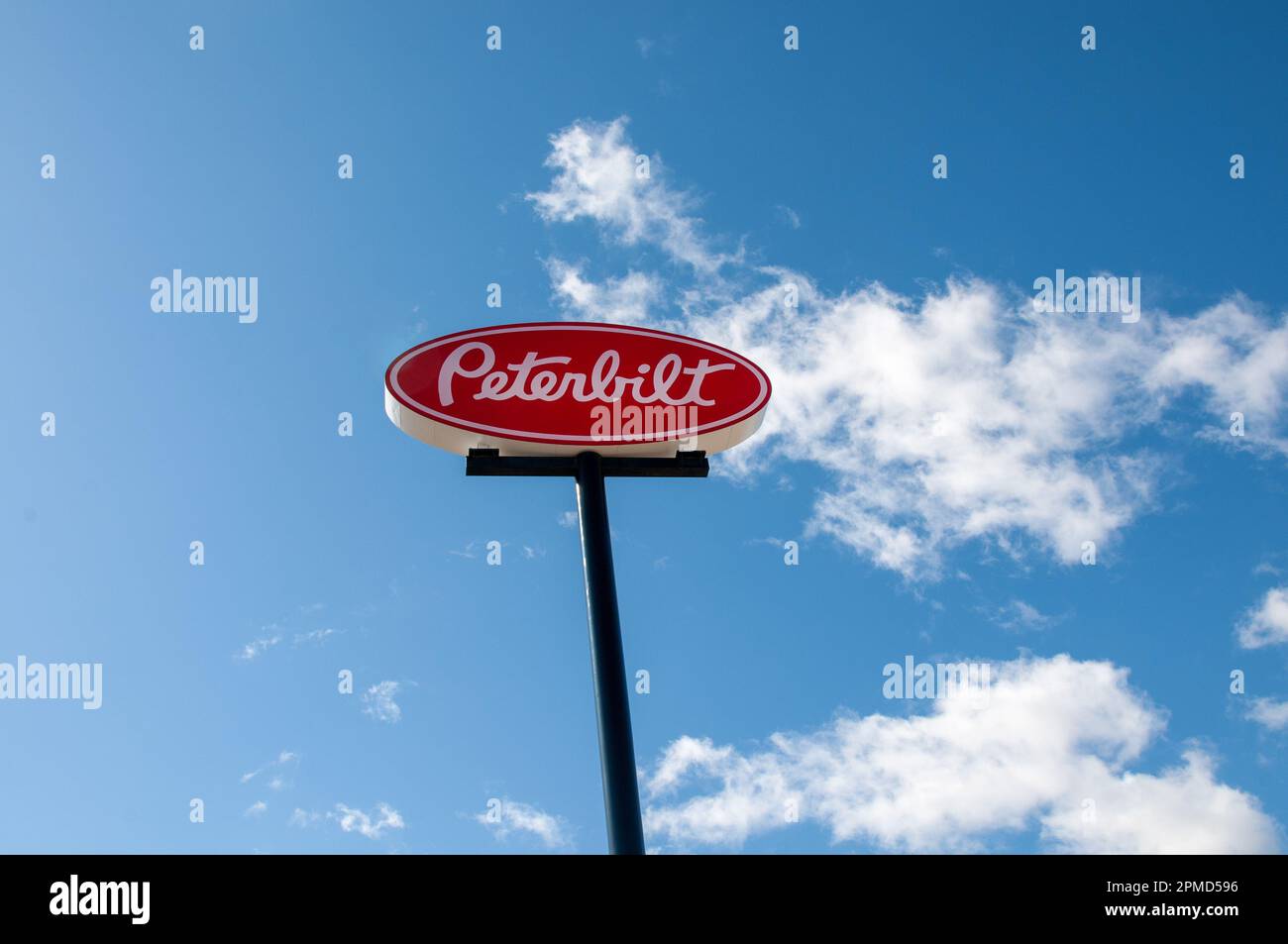 Peterbilt Motors company Stock Photo - Alamy