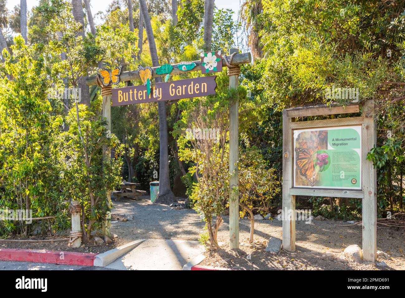 Doheny State Beach Butterfly Garden Signs and Entrance Stock Photo - Alamy