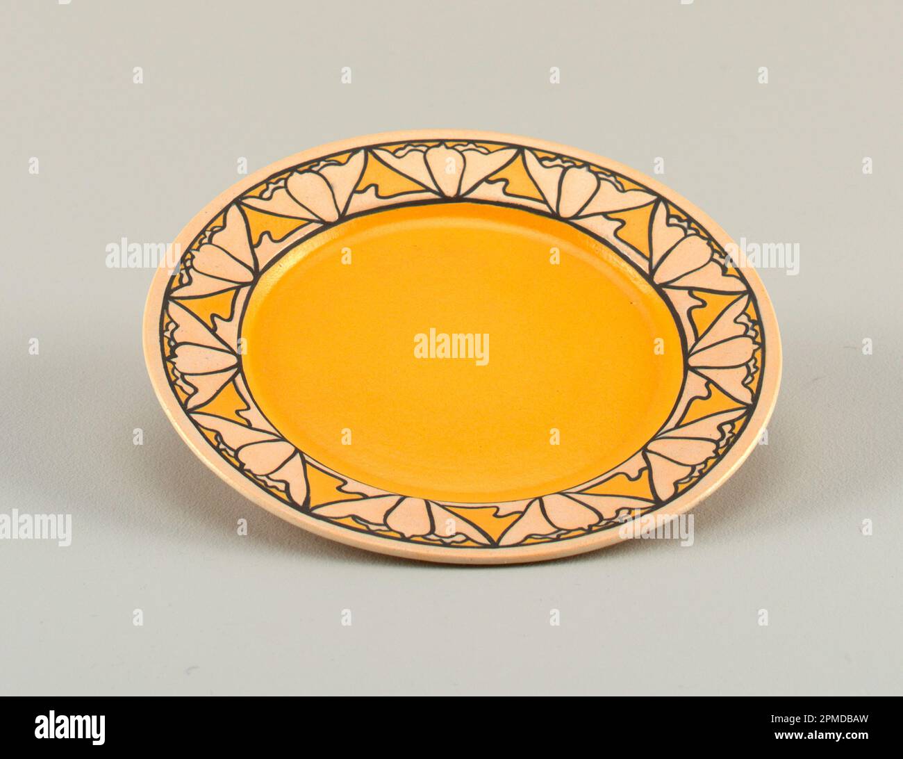 Fanny levine and manufactured by paul revere pottery and made hi-res ...