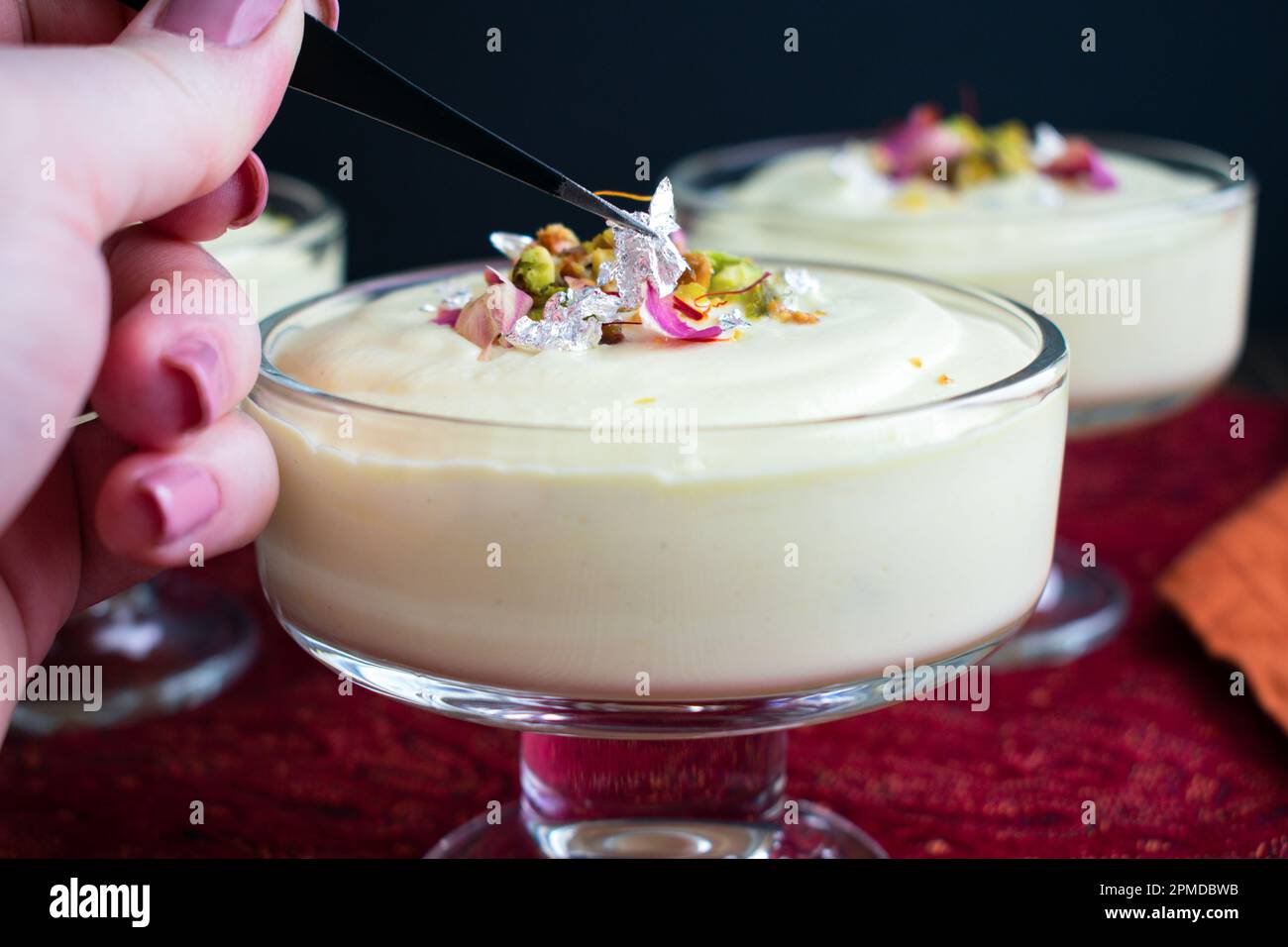 Rose petals edible bowl hi-res stock photography and images - Alamy