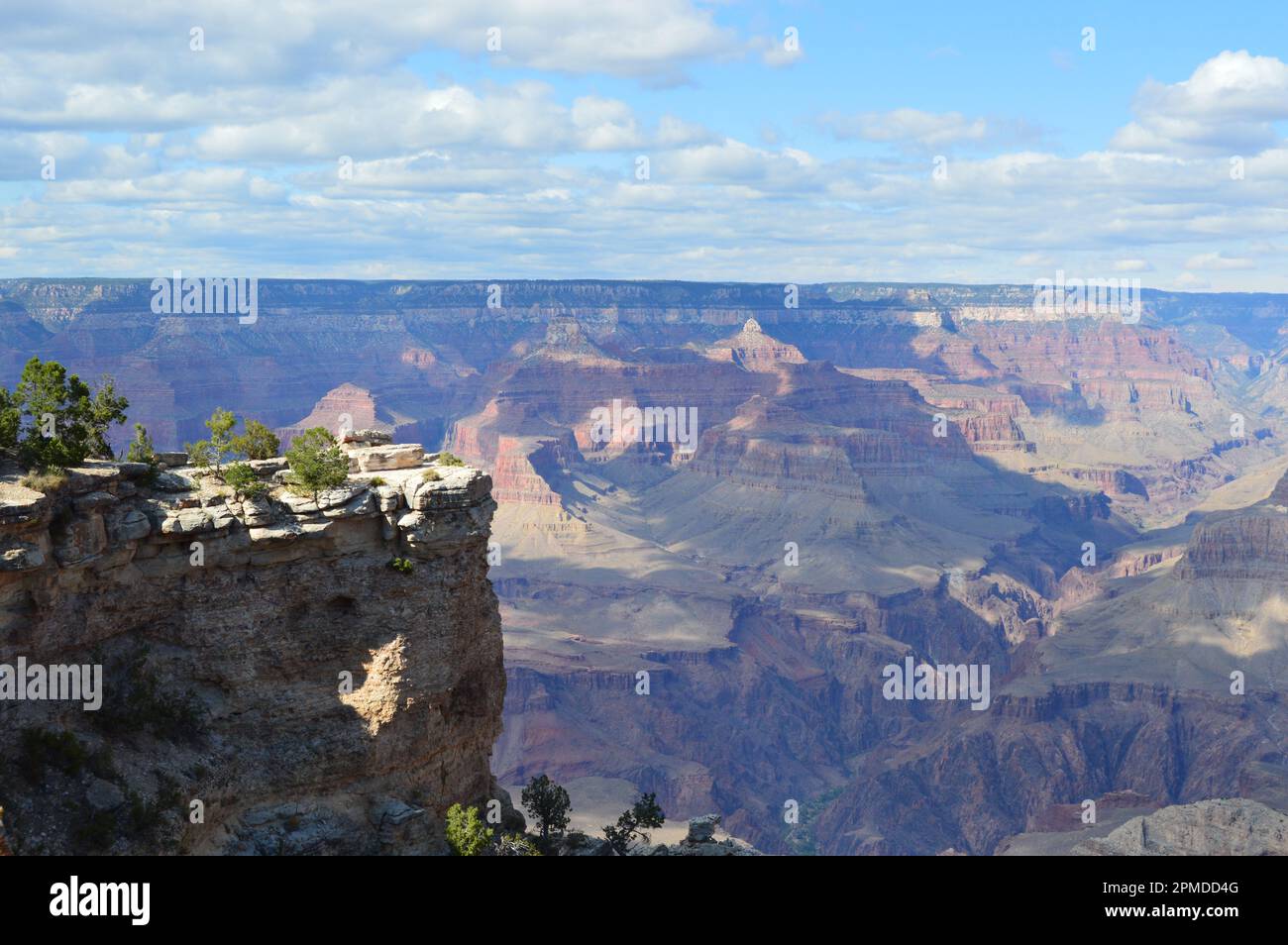 JUST LIVING LIFE ON THE EDGE EXPLORE DREAM DISCOVER Stock Photo - Alamy