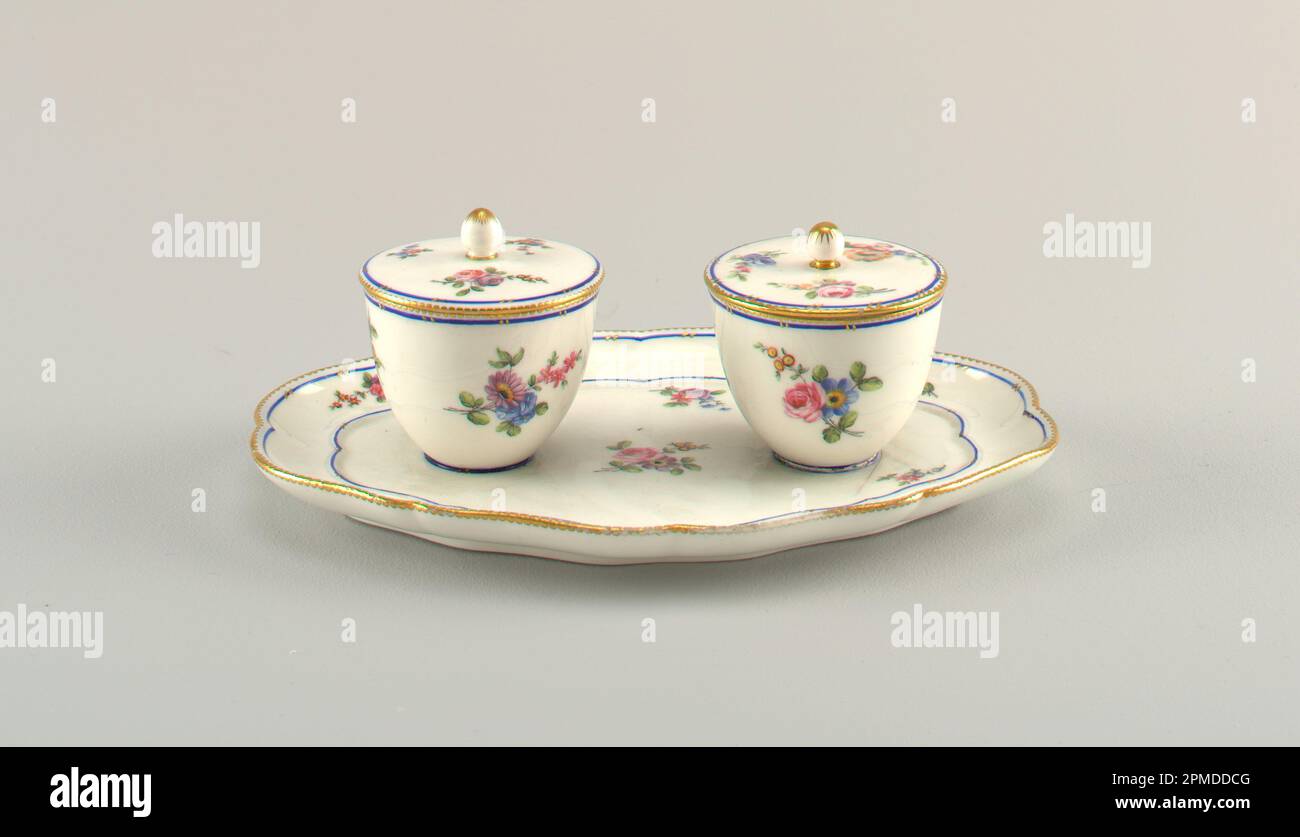 Preserve Stand (Plateau à Deux Pots de Confitures) Preserve Stand ...