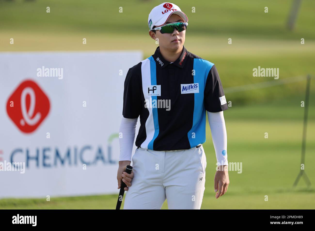 Hyo Joo Kim Of South Korea Practices Putts At The Lpga Golf