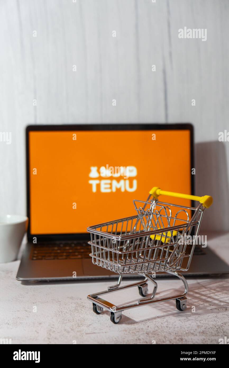 Temu shop hi-res stock photography and images - Alamy
