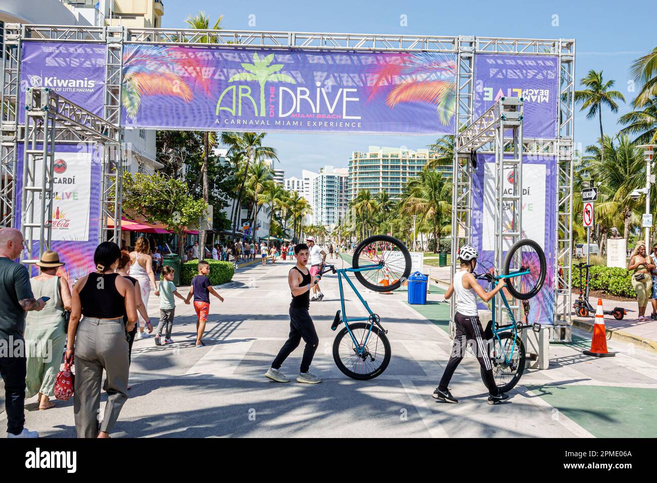 Miami Beach Florida,Miami Beach Live Carnaval Experience,Ocean Art ...