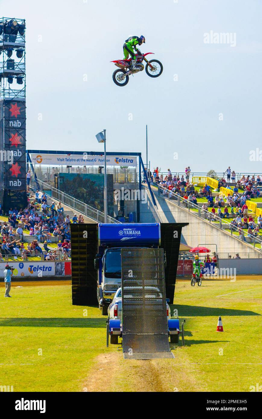Motorcycle stunt riding at the 2007 Royal Easter Show in Sydney ...