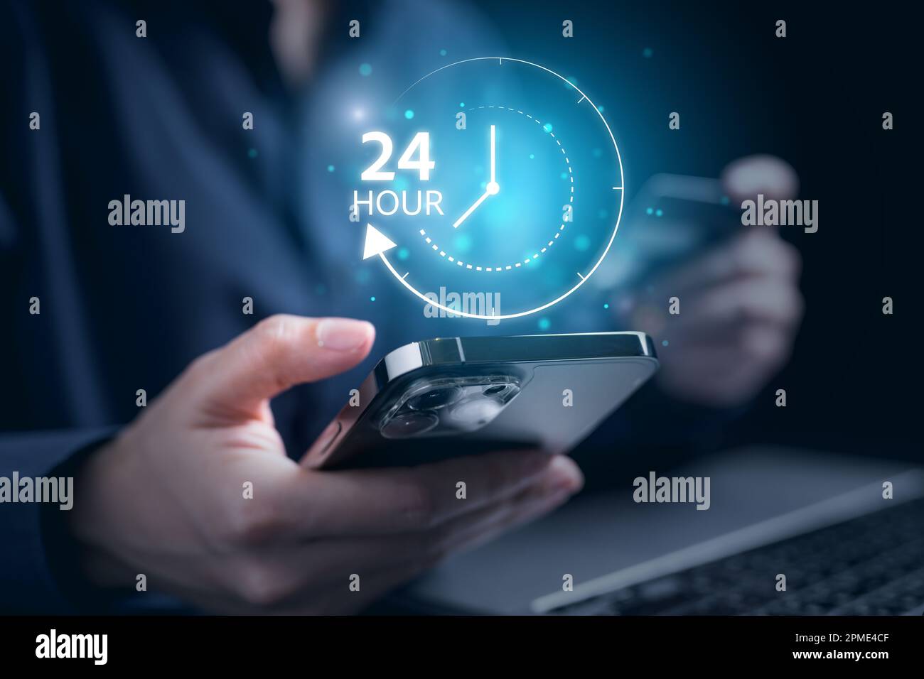 Working 24 7 hi-res stock photography and images - Alamy