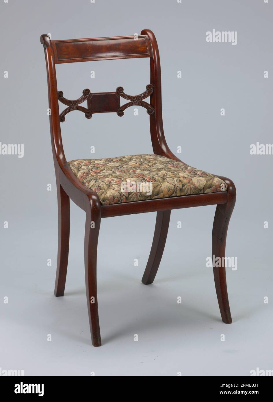 Chair (USA); Made by John Hewitt (American, 1777–1857); wood (mahogany ...