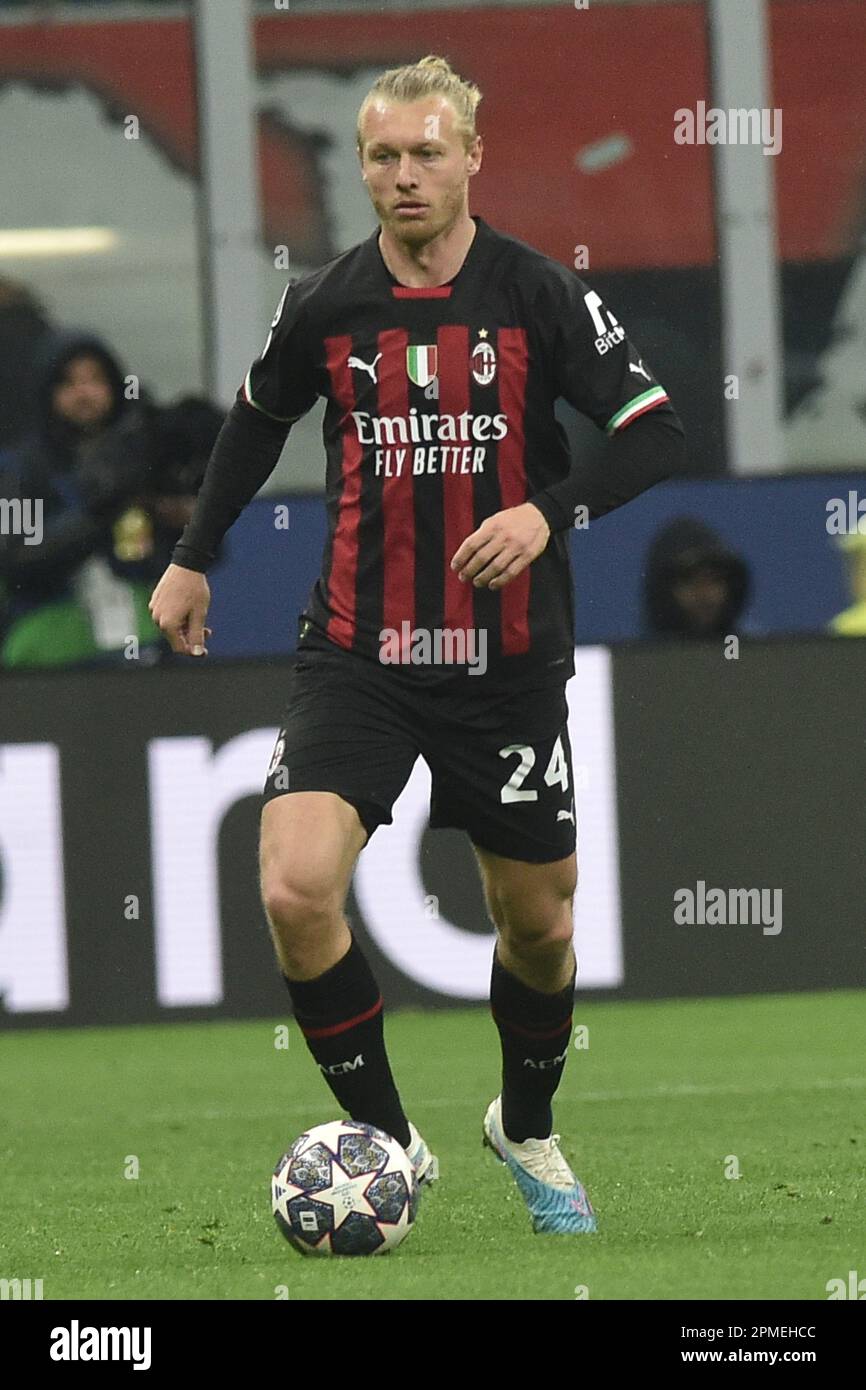 Simon Hjaer of AC Milan in action during the Uefa Champions League ...
