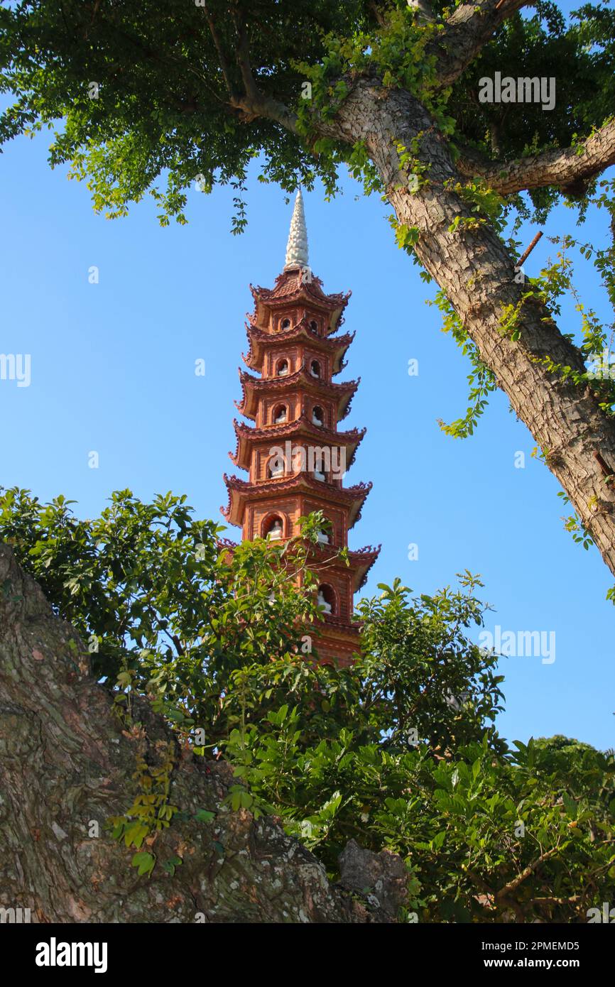 Tran Quoc Pagoda, Hanoi, Vietnam Stock Photo - Alamy
