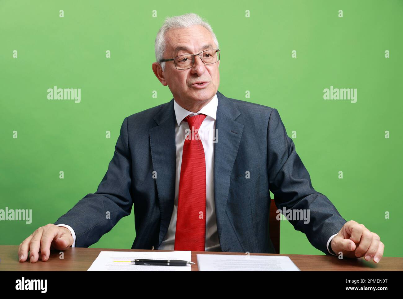 Dr Bruno Oberle, Director General of the International Union for ...