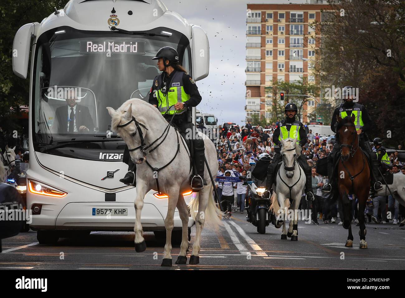 Team bus arrival hi-res stock photography and images - Alamy