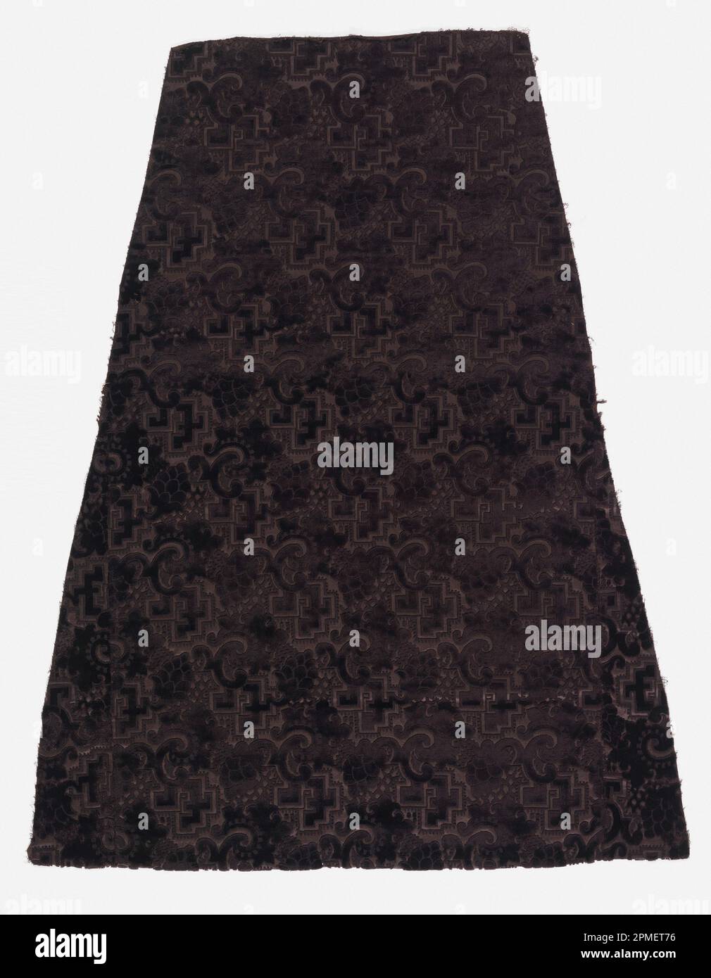 Panel skirt hi-res stock photography and images - Alamy