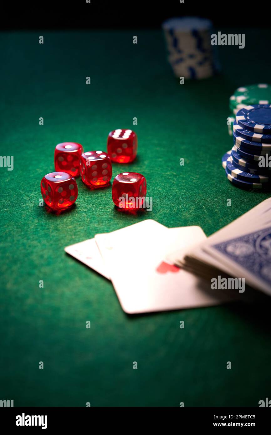 Dices white overhead hi-res stock photography and images - Alamy