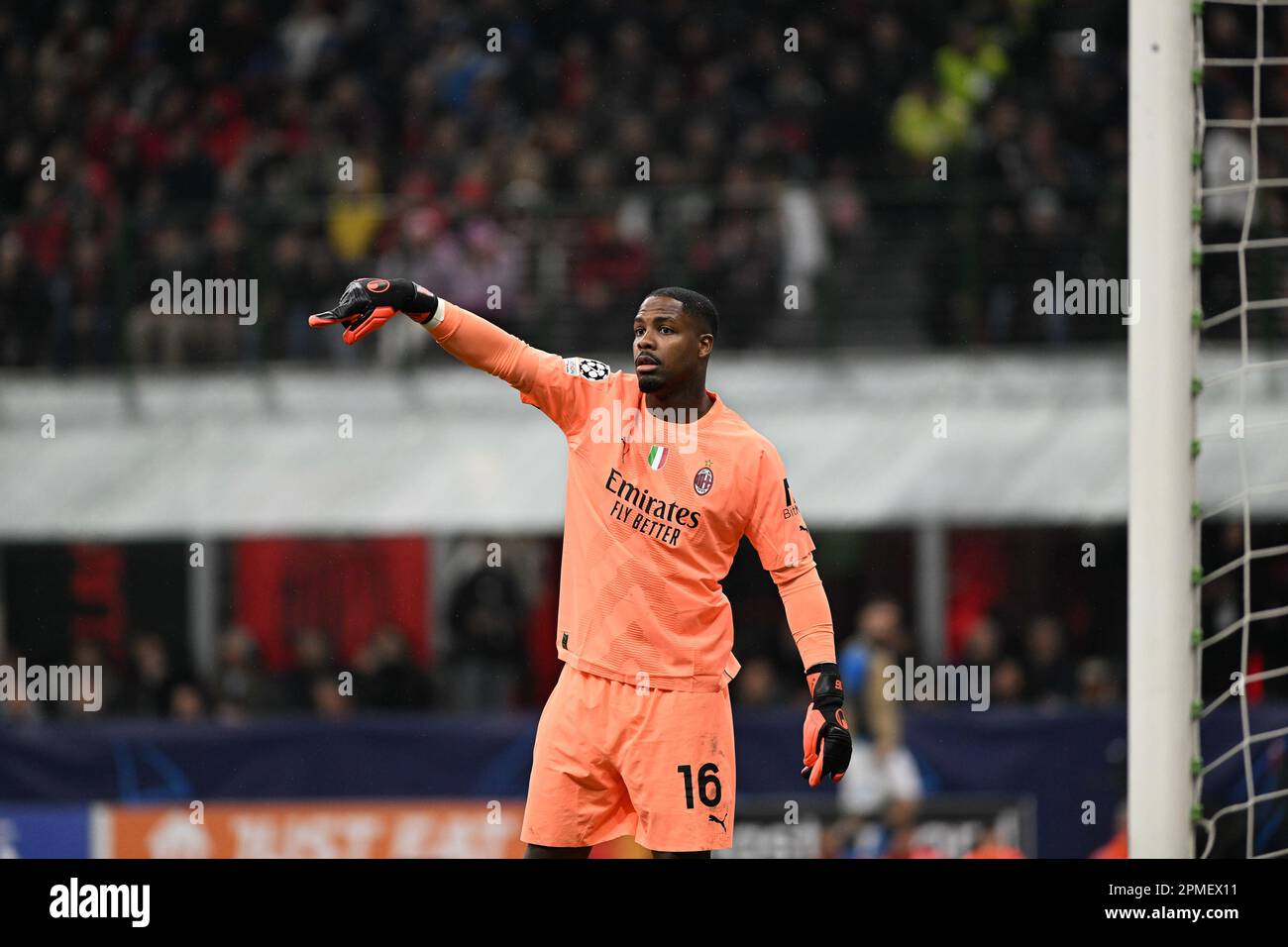 Mike Maignan of Ac Milan during the UEFA Champions League quarter ...
