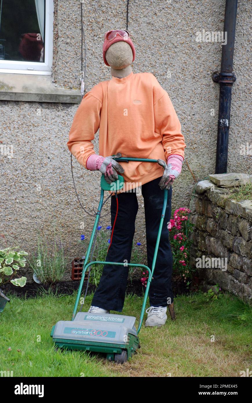 Kettlewell Scarecrow Festival seems to be an annual August event in the ...