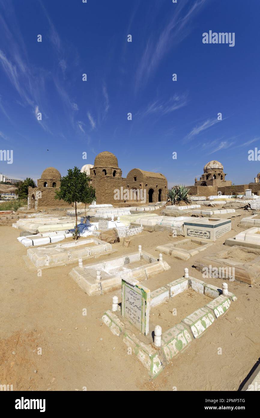 Egypt, Upper Egypt, Nile Valley, Aswan, Ancient muslim cemetery Stock ...