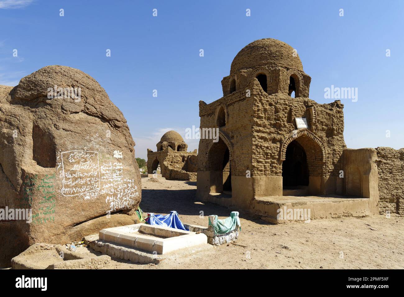 Egypt, Upper Egypt, Nile Valley, Aswan, Ancient muslim cemetery Stock ...