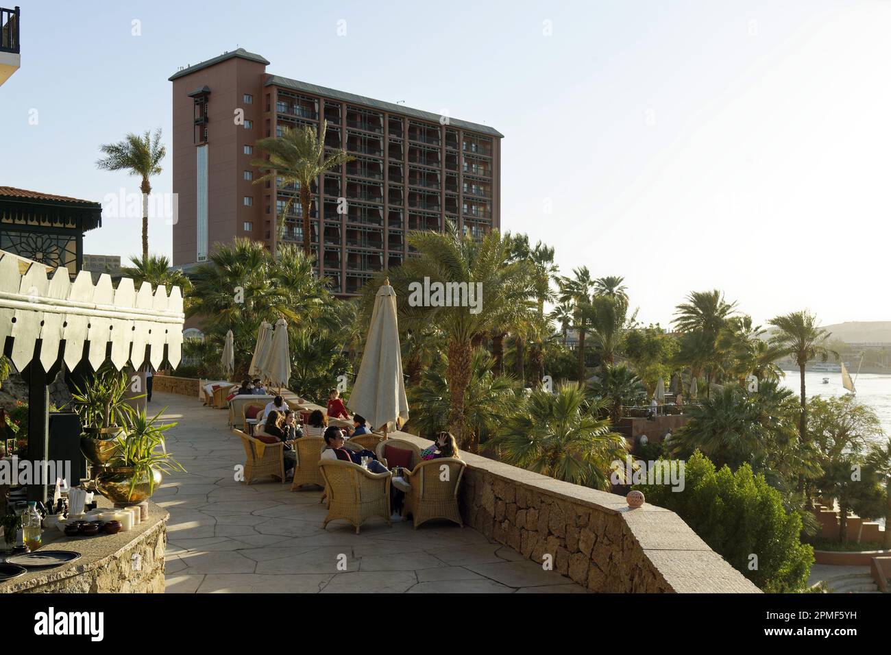 Old cataract egypt terrace hi-res stock photography and images - Alamy