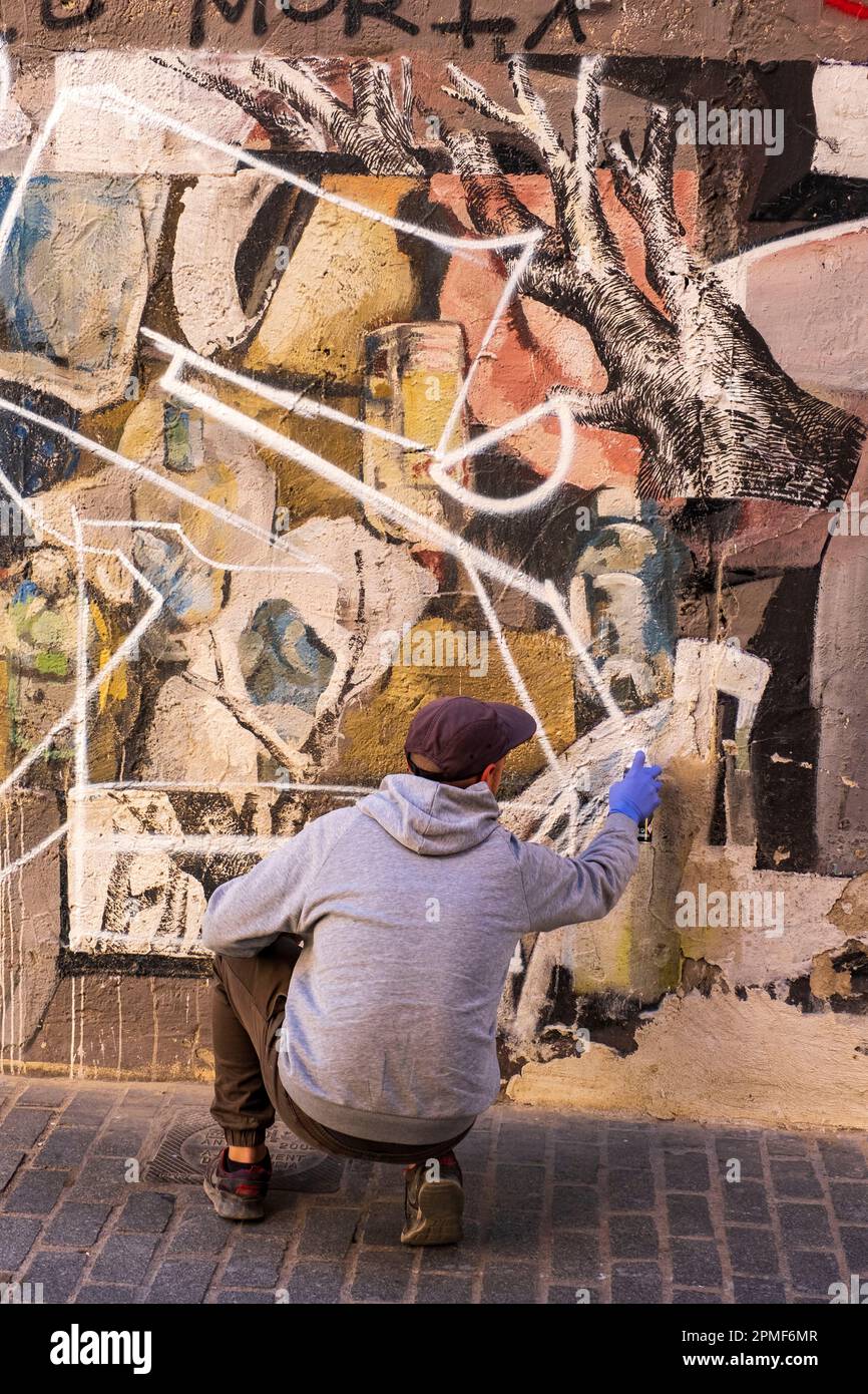 Art graffiti artist hi-res stock photography and images - Alamy