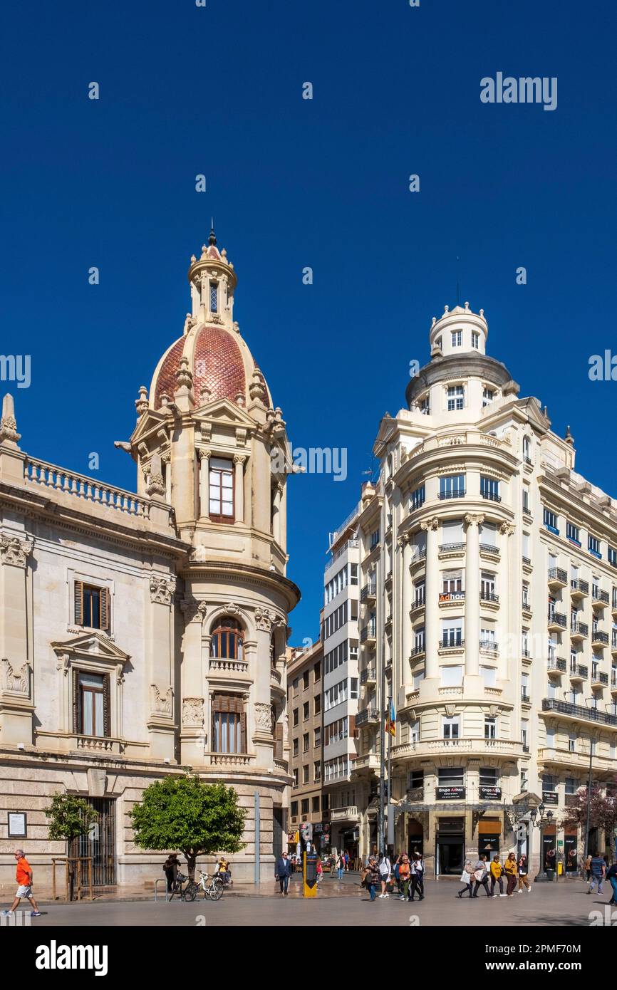 Spain, Valencia, Town Hall Square (Plaza del Ayuntamiento), on the left ...