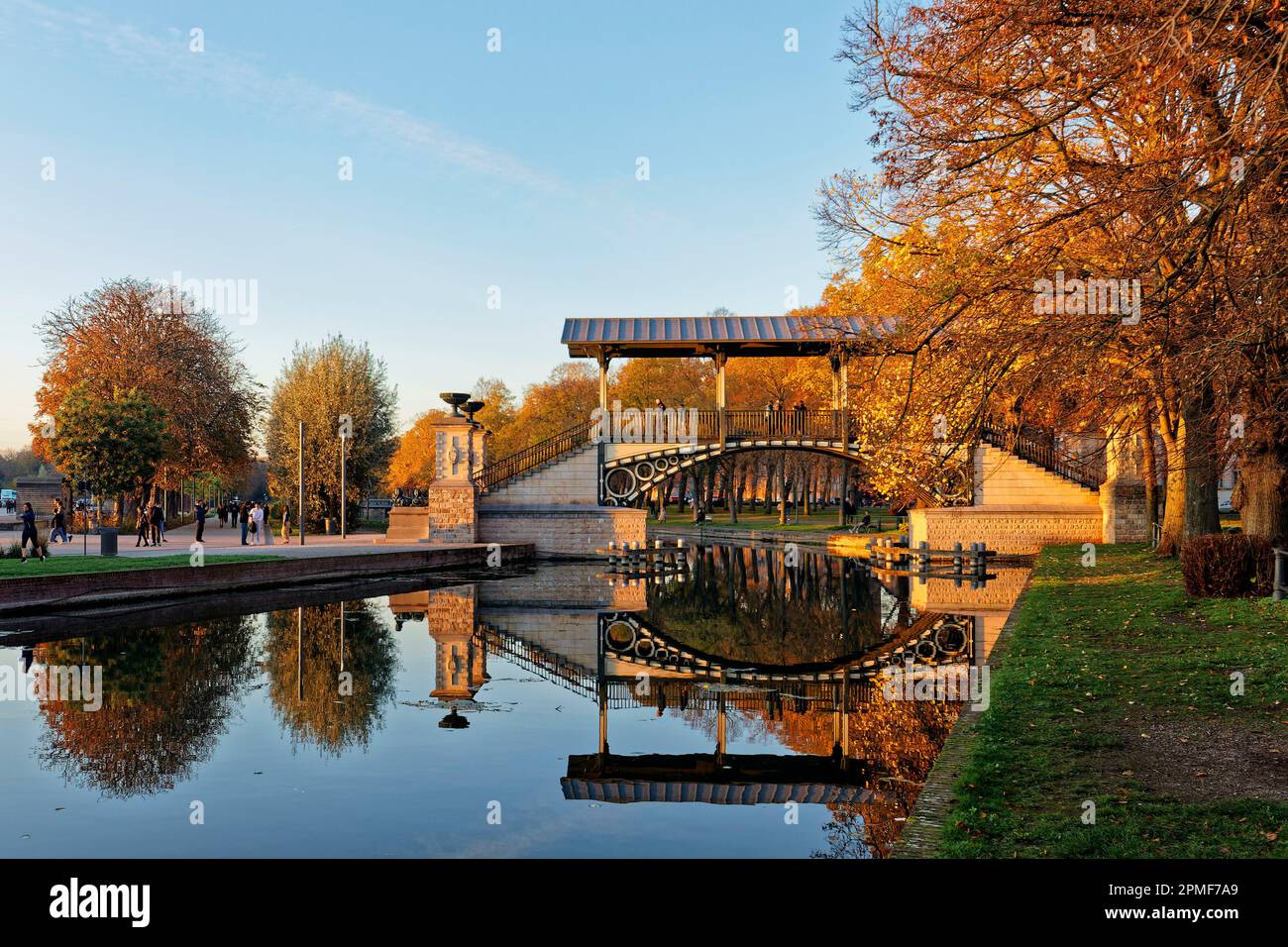 France, Nord, Lille, Pont Napoléon, Canal de la Moyenne-Deûle, the only ...