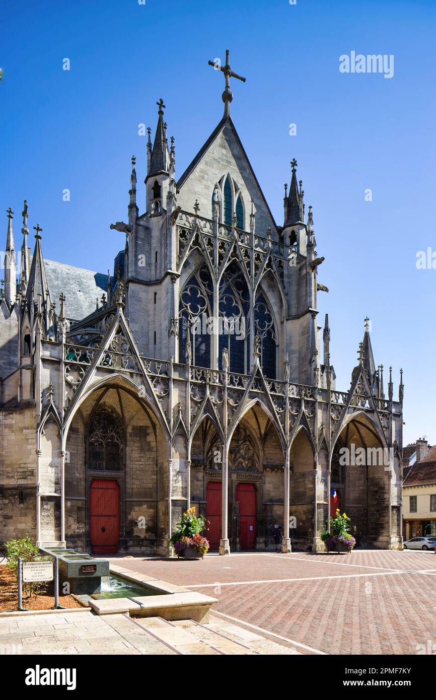 France, Aube, Troyes, Place Vernier, Saint-Urbain basilica, Gothic ...