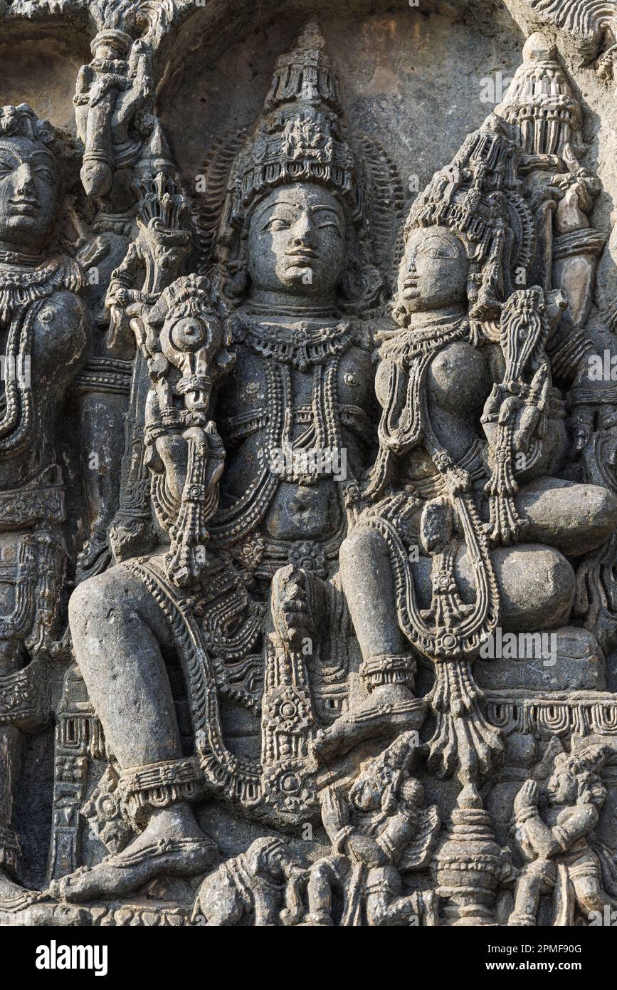 Sculpture belur temple hi-res stock photography and images - Alamy