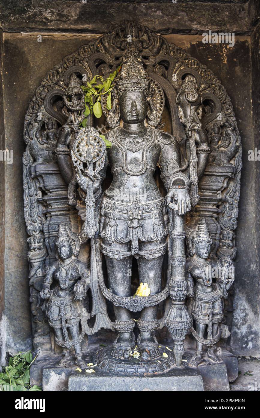 India, Karnataka, Belur, Chennakeshava temple, Vishnu statue Stock ...
