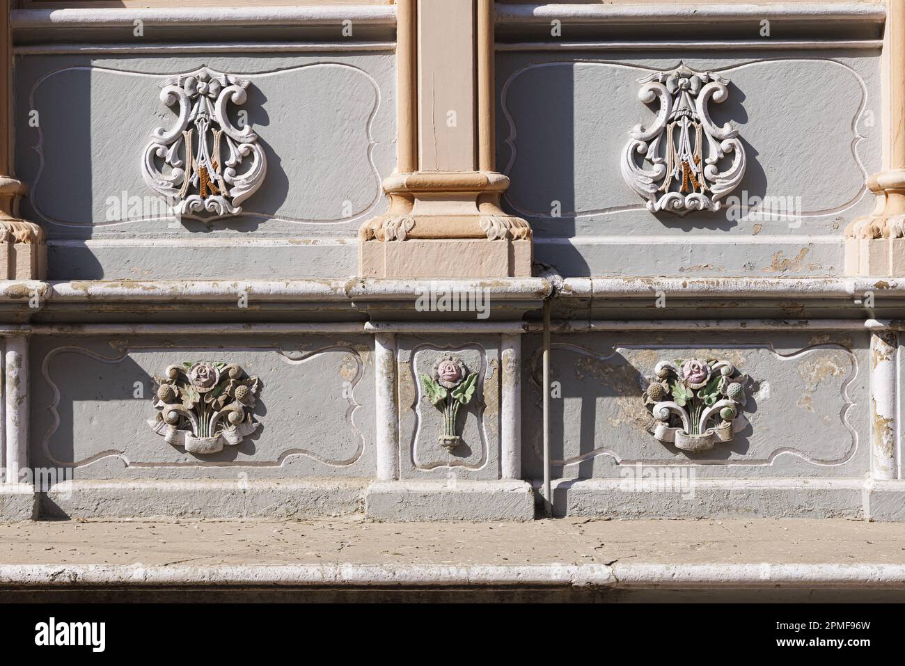 India, Gujarat, Sidhpur, Bohra Vad, muslim Bohra haveli facade detail ...