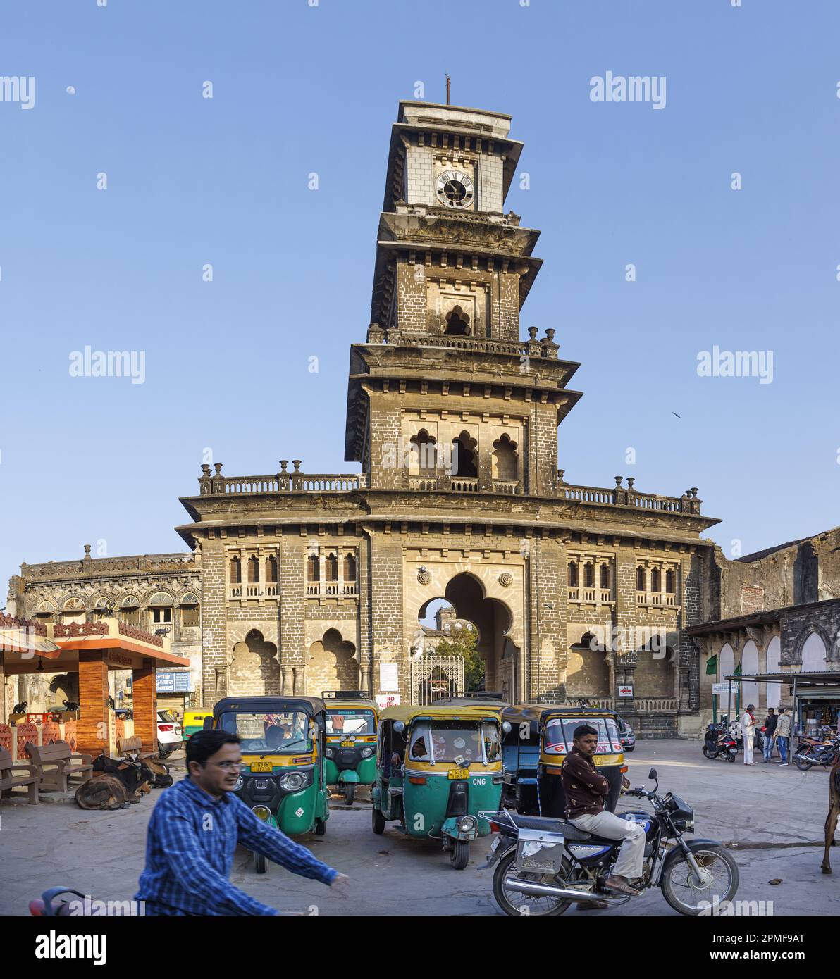 Naulakha palace gujarat hi-res stock photography and images - Alamy