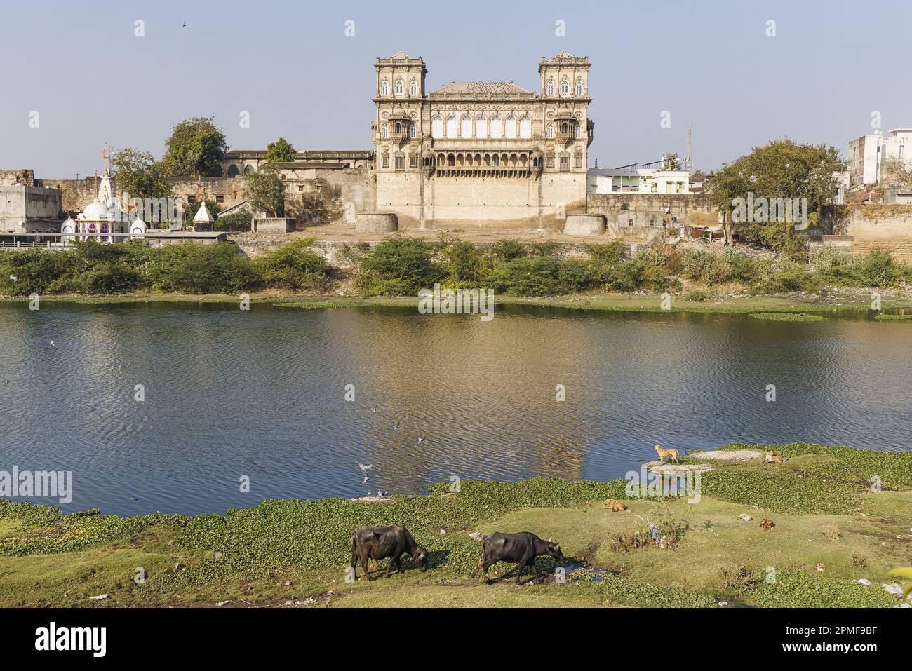 India, Gujarat, Gondal, Naulakha Palace Stock Photo - Alamy
