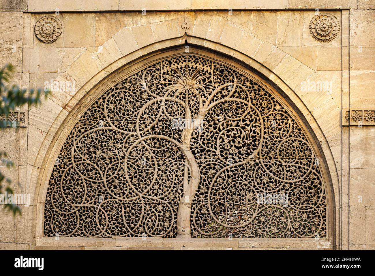 India, Gujarat, Ahmedabad, Sidi Saiyyed Mosque, jali marble carved ...