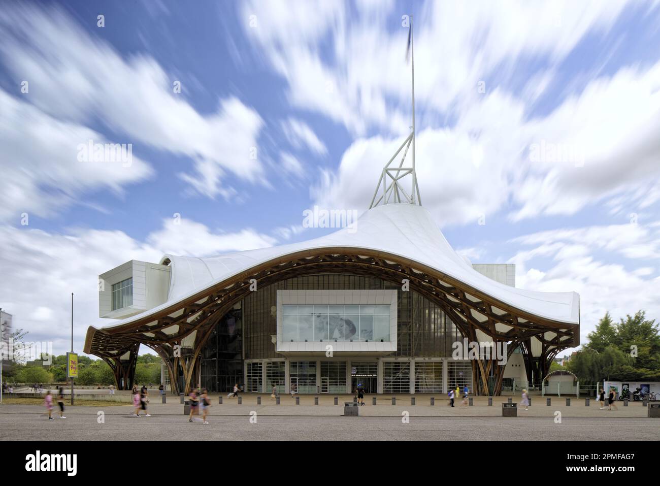 France, Moselle, Metz, Amphitheater district, Center Pompidou Metz, art ...