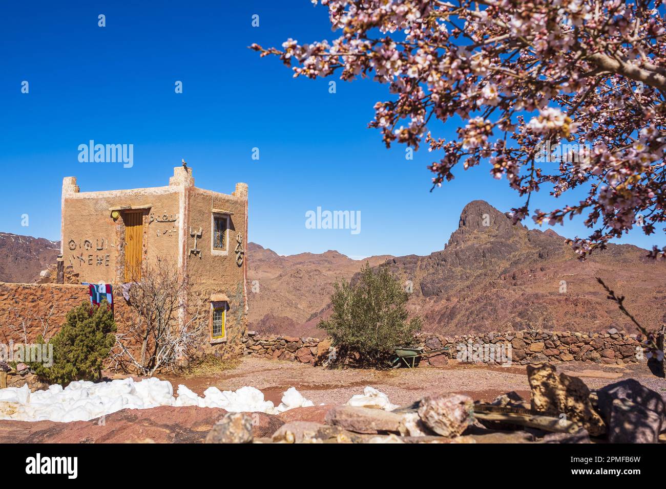 Morocco, province of Tineghir, Anti-Atlas, Djebel Saghro, Tizi hostel ...
