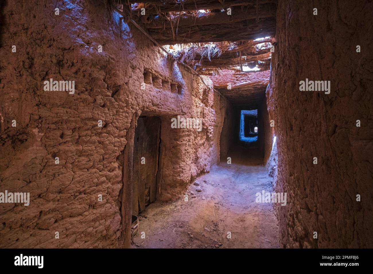 Ksar draa valley hi-res stock photography and images - Alamy