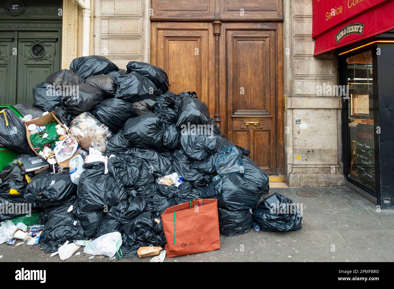 France, Paris, garbage collectors' strike of March 2023, Saint Michel ...