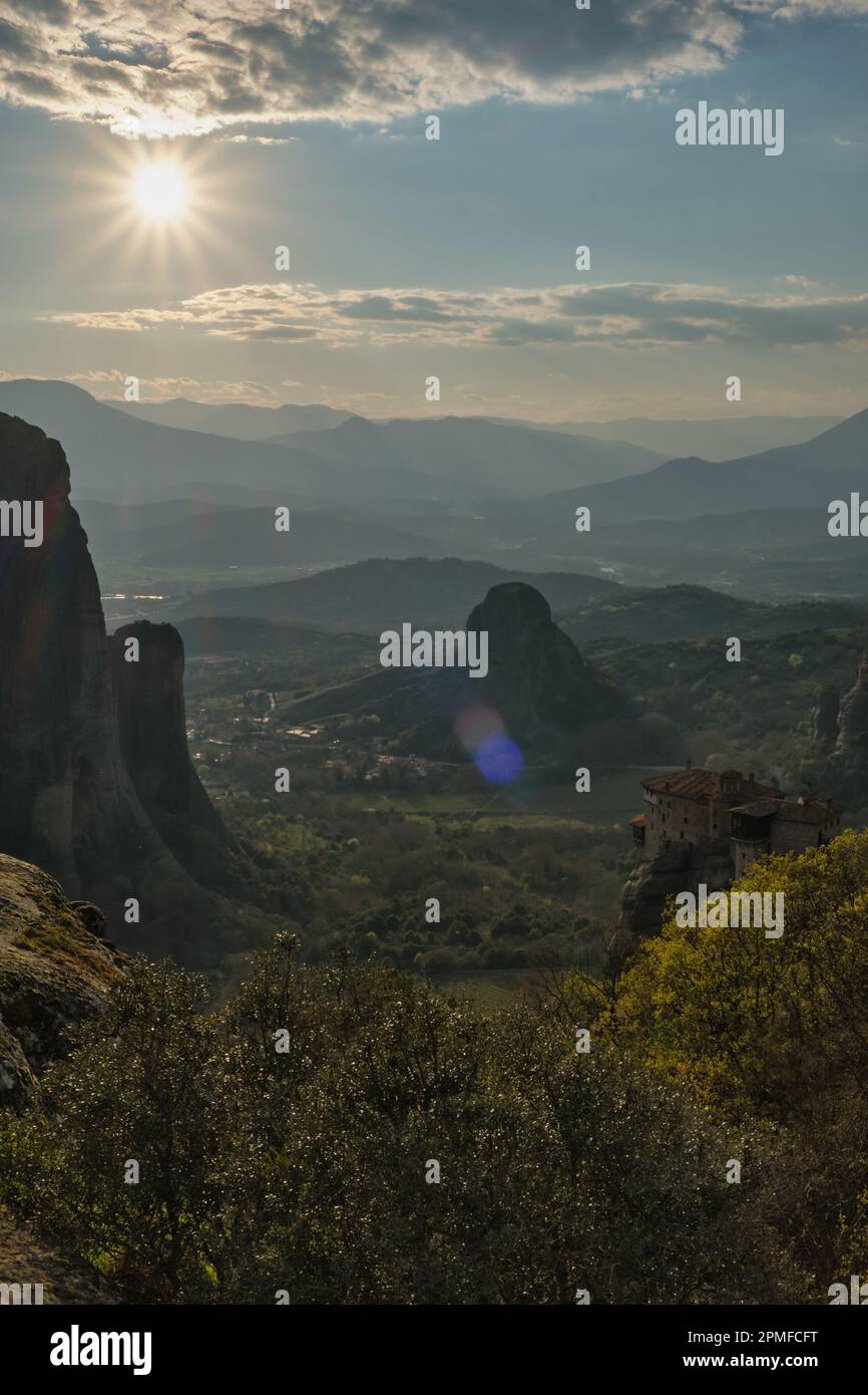 Landscapes with lens flare hi-res stock photography and images - Alamy