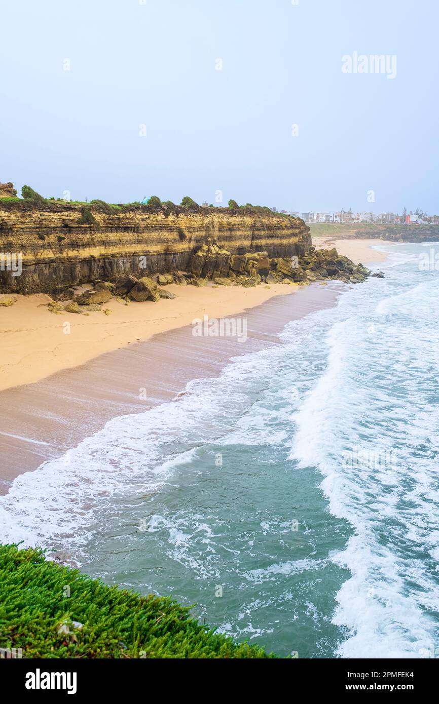 Morocco, province of El Jadida, Sidi Bouzid, the cliffs and the beach ...