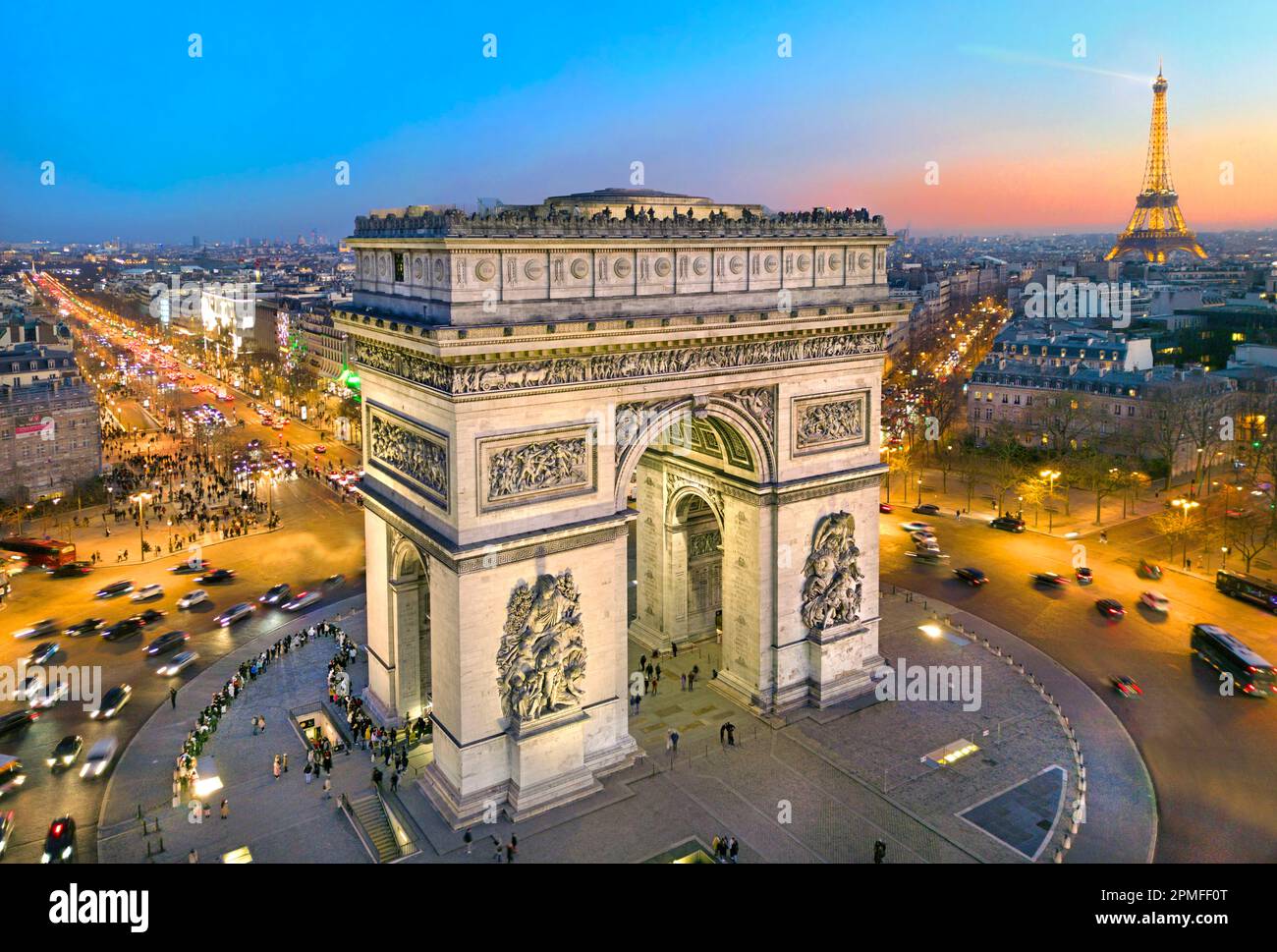Roundabout of place de letoile square hi-res stock photography and ...