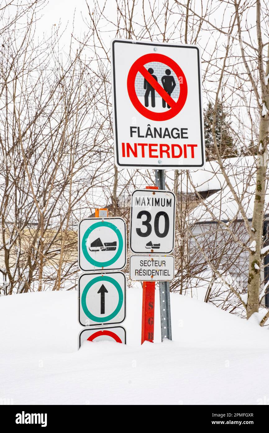 Canada, Quebec Province, snowmobile, road sign Stock Photo - Alamy