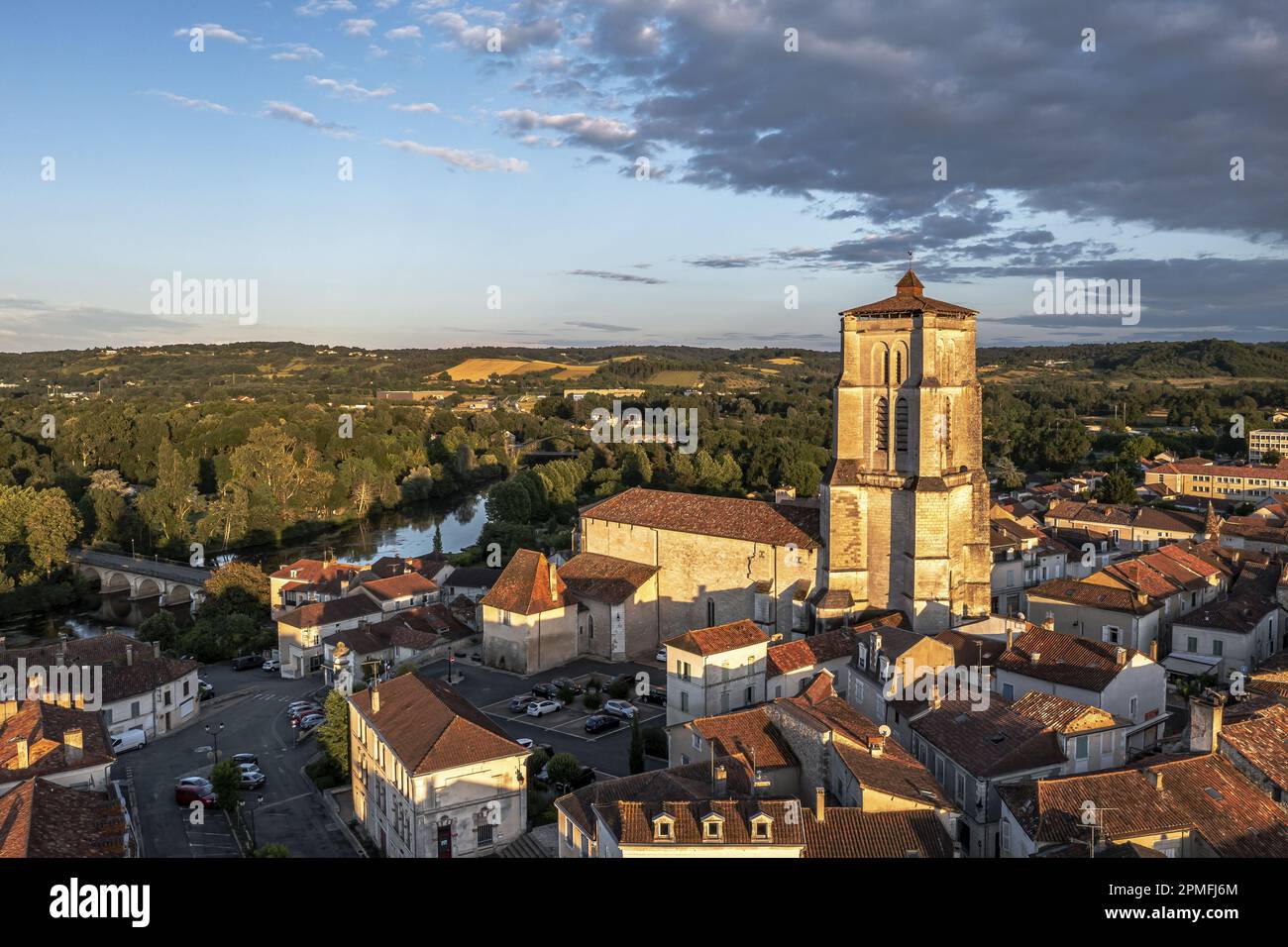 Saint astier dordogne hi-res stock photography and images - Alamy