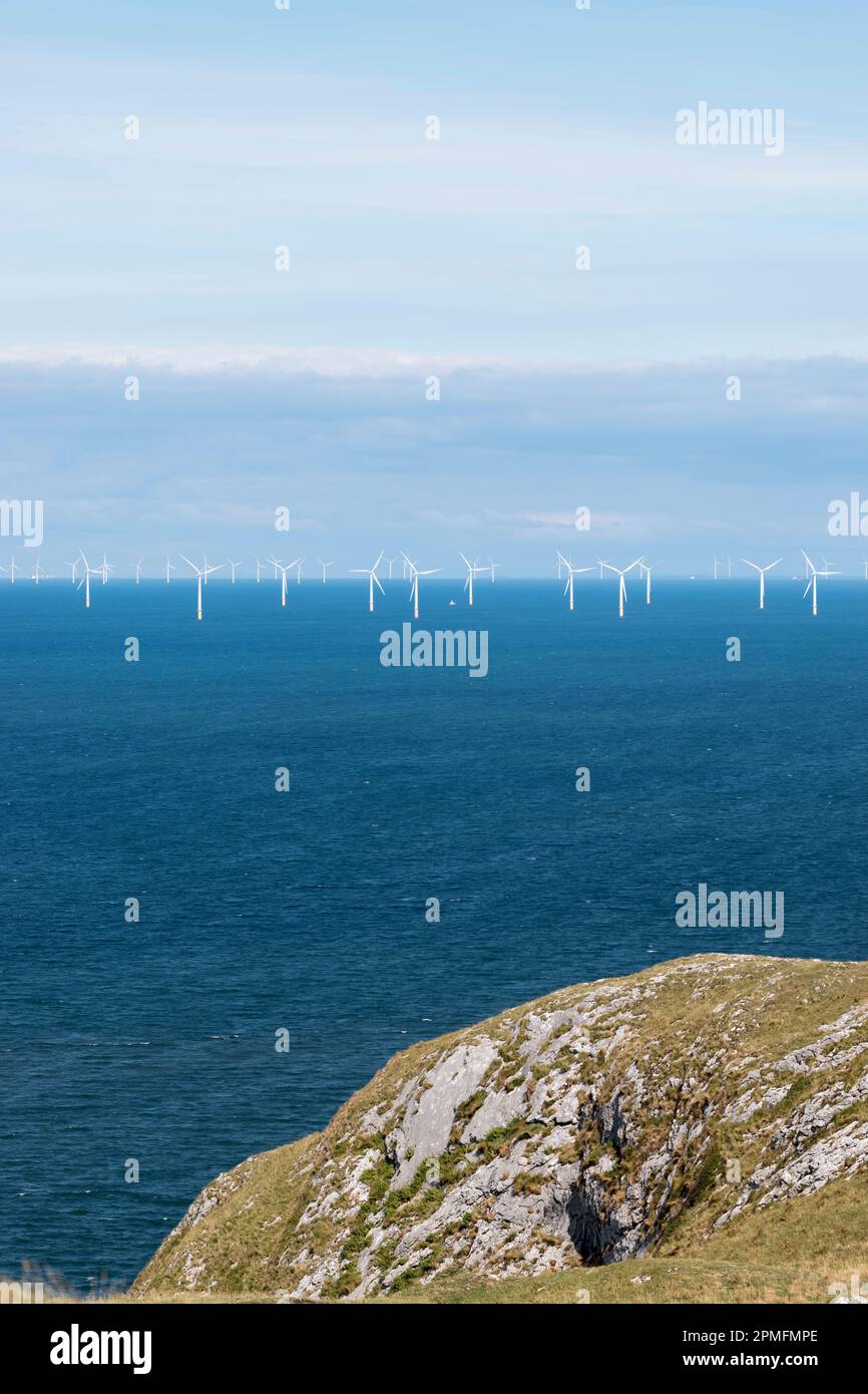 Offshore winfarm hi-res stock photography and images - Alamy