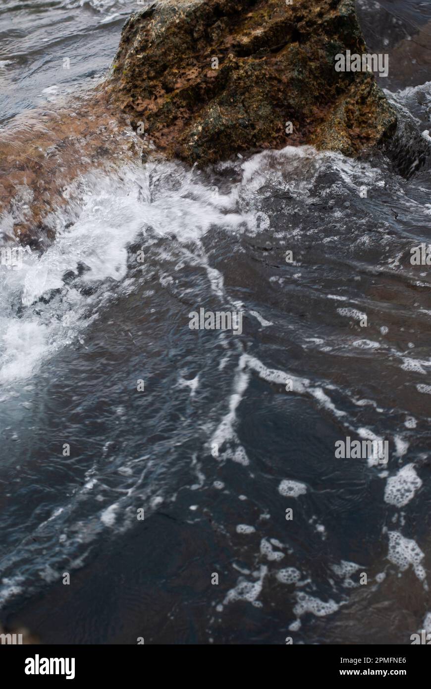 Water splashes on the rocks hi-res stock photography and images - Alamy