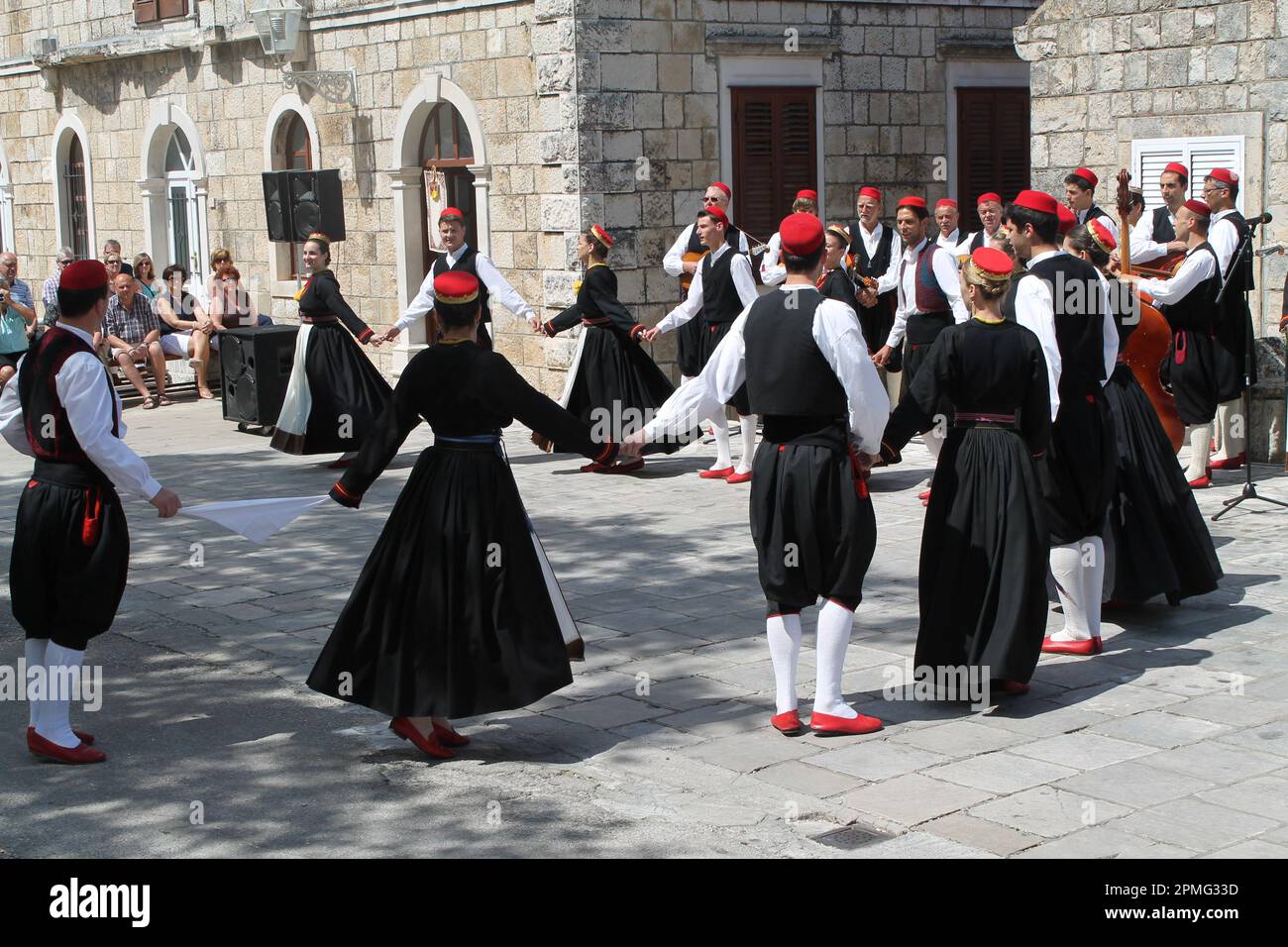 Traditional Dancers Of Cilipi Dubrovnik Croatia Stock Photo - Alamy