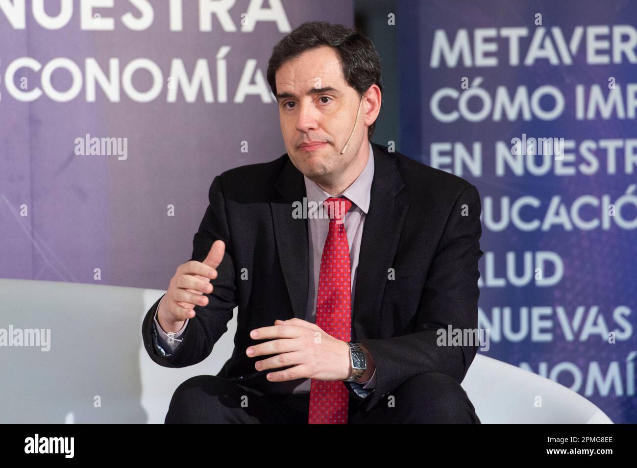 The Deputy Director General of Innovation Programs and Teacher Training ...